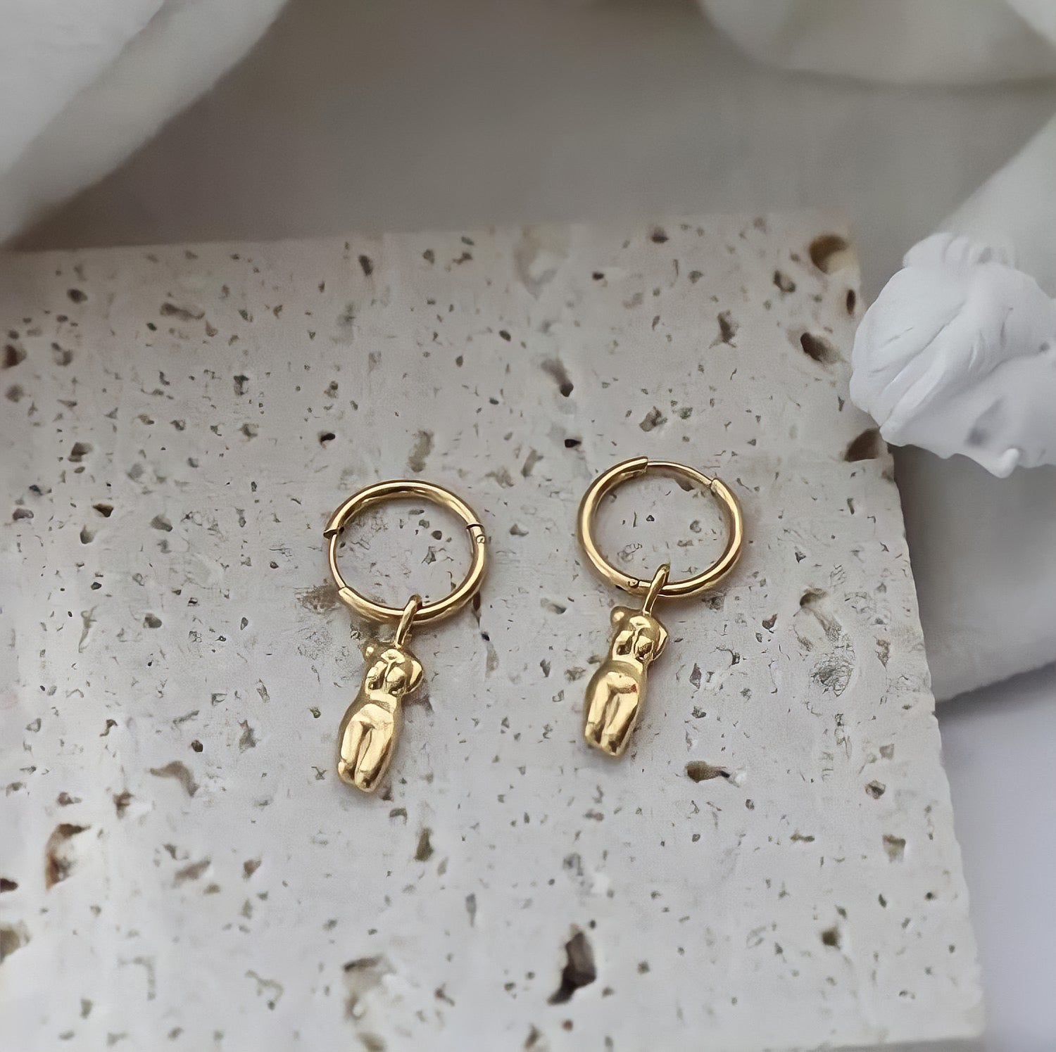 Elsie Body-Figure Earrings – MAGNES